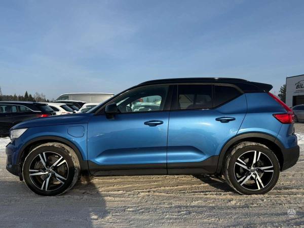 Blue Volvo XC40 2021 in Utena, with an engine capacity of 1.48 L and mileage of 156 thousand km for 21500 €, photo 6 on AUTOMOTO.COM.LV