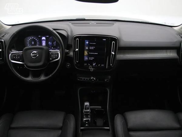 Blue Volvo XC40 2021 in Vilnius, with an engine capacity of 1.50 L and mileage of 196 thousand km for 20199 €, photo 2 on AUTOMOTO.COM.LV