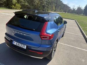 Blue Volvo XC40 2021 in Prienai, with an engine capacity of 1.48 L and mileage of 48 thousand km for 23000 €, photo 7 on AUTOMOTO.COM.LV