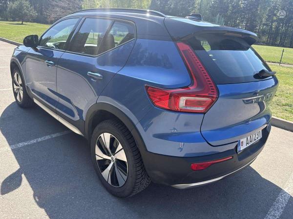 Синий Вольво XC40 2021 в Пренай, объемом двигателя 1.48 л и пробегом 48 тыс. км за 23000 €, фото 7 на AUTOMOTO.COM.LV