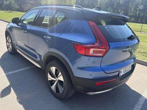 Blue Volvo XC40 2021 in Prienai, with an engine capacity of 1.48 L and mileage of 48 thousand km for 23000 €, photo 8 on AUTOMOTO.COM.LV