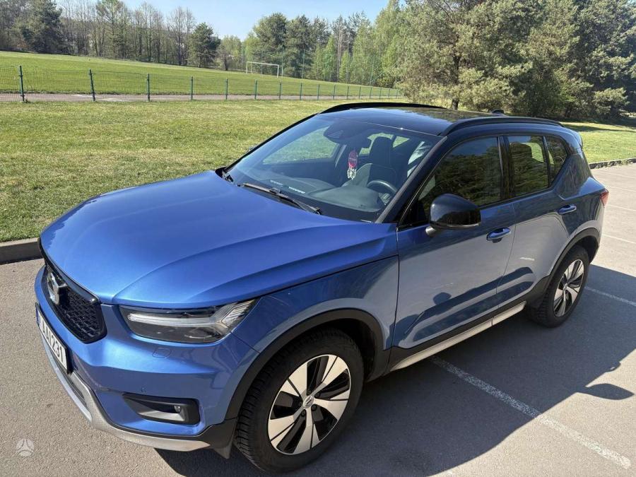 Blue Volvo XC40 2021 in Prienai, with an engine capacity of 1.48 L and mileage of 48 thousand km for 23000 €, photo 10 on AUTOMOTO.COM.LV