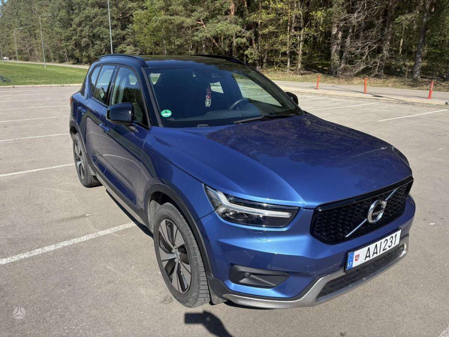 Blue Volvo XC40 2021 in Prienai, with an engine capacity of 1.48 L and mileage of 48 thousand km for 23000 €, photo 11 on AUTOMOTO.COM.LV