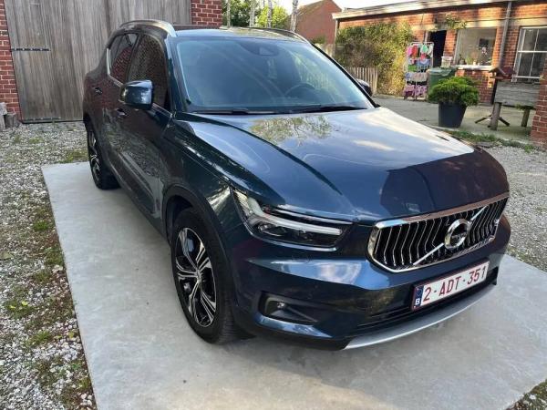 Zils Volvo XC40 2021 Rīga, ar dzinēja tilpumu 1.50 L un nobraukumu 190 tūkst. km par 19000 €, foto 2 vietnē AUTOMOTO.COM.LV