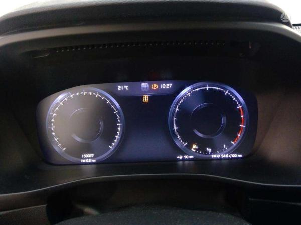 Синий Вольво XC40 2021 в Вильнюс, объемом двигателя 1.48 л и пробегом 150 тыс. км за 22385 €, фото 9 на AUTOMOTO.COM.LV