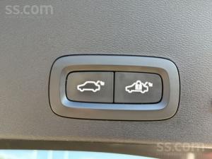 Zils Volvo XC40 2021 Rīga, ar dzinēja tilpumu 1.50 L un nobraukumu 192 tūkst. km par 19900 €, foto 21 vietnē AUTOMOTO.COM.LV