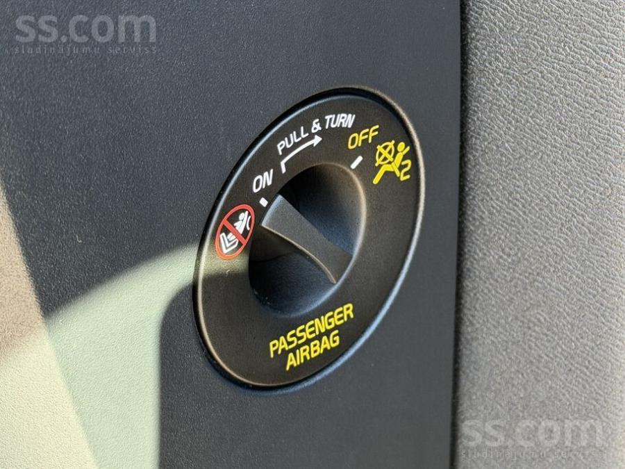 Zils Volvo XC40 2021 Rīga, ar dzinēja tilpumu 1.50 L un nobraukumu 192 tūkst. km par 19900 €, foto 22 vietnē AUTOMOTO.COM.LV