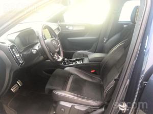 Zils Volvo XC40 2021 Rīga, ar dzinēja tilpumu 1.50 L un nobraukumu 190 tūkst. km par 21500 €, foto 4 vietnē AUTOMOTO.COM.LV