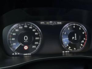 Zils Volvo XC40 2021 Jelgava, ar dzinēja tilpumu 1.50 L un nobraukumu 190 tūkst. km par 21500 €, foto 18 vietnē AUTOMOTO.COM.LV