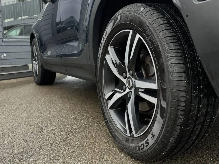 Zils Volvo XC40 2021 Jelgava, ar dzinēja tilpumu 1.50 L un nobraukumu 190 tūkst. km par 21500 €, foto 20 vietnē AUTOMOTO.COM.LV
