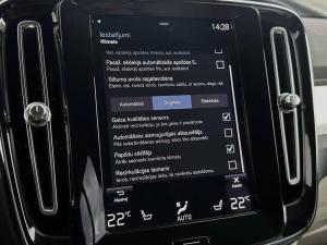 Синий Вольво XC40 2021 в Елгава, объемом двигателя 1.50 л и пробегом 170 тыс. км за 22500 €, фото 17 на AUTOMOTO.COM.LV