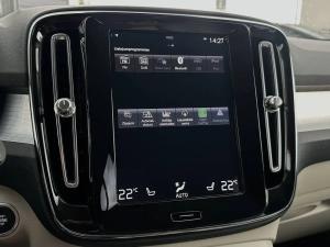 Синий Вольво XC40 2021 в Елгава, объемом двигателя 1.50 л и пробегом 170 тыс. км за 22500 €, фото 18 на AUTOMOTO.COM.LV