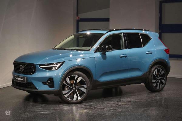 Zils Volvo XC40 2022 Viļņa, ar dzinēja tilpumu 1.97 L un nobraukumu 53 tūkst. km par 33900 €, foto 1 vietnē AUTOMOTO.COM.LV