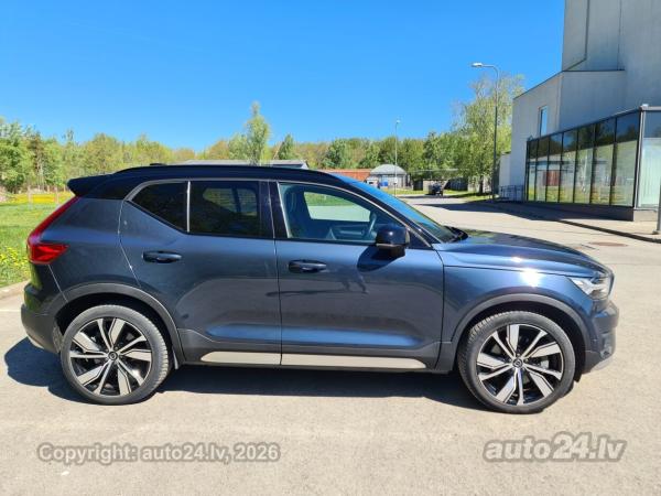 Blue Volvo XC40 2022 in Tallinn, with an engine capacity of 0.00 L and mileage of 43 thousand km for 35790 €, photo 3 on AUTOMOTO.COM.LV