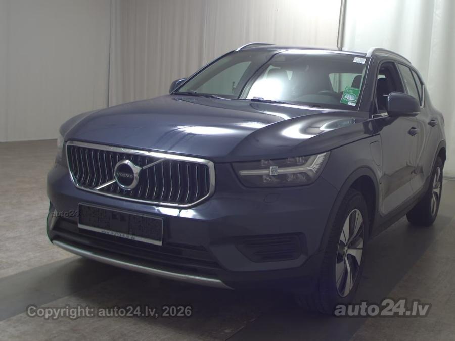 Zils Volvo XC40 2022 Tallina, ar dzinēja tilpumu 1.50 L un nobraukumu 189 tūkst. km par 19990 €, foto 1 vietnē AUTOMOTO.COM.LV