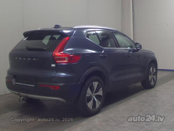 Zils Volvo XC40 2022 Tallina, ar dzinēja tilpumu 1.50 L un nobraukumu 189 tūkst. km par 19990 €, foto 3 vietnē AUTOMOTO.COM.LV