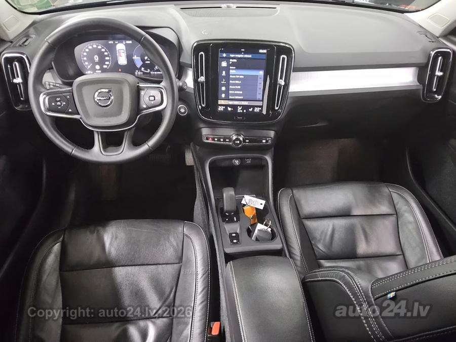 Zils Volvo XC40 2022 Tallina, ar dzinēja tilpumu 1.50 L un nobraukumu 189 tūkst. km par 19990 €, foto 5 vietnē AUTOMOTO.COM.LV