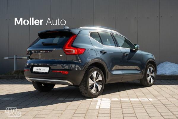 Blue Volvo XC40 2022 in Vilnius, with an engine capacity of 1.50 L and mileage of 154 thousand km for 23150 €, photo 6 on AUTOMOTO.COM.LV