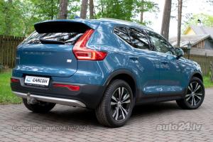 Zils Volvo XC40 2022 Tallina, ar dzinēja tilpumu 1.50 L un nobraukumu 120 tūkst. km par 29990 €, foto 3 vietnē AUTOMOTO.COM.LV
