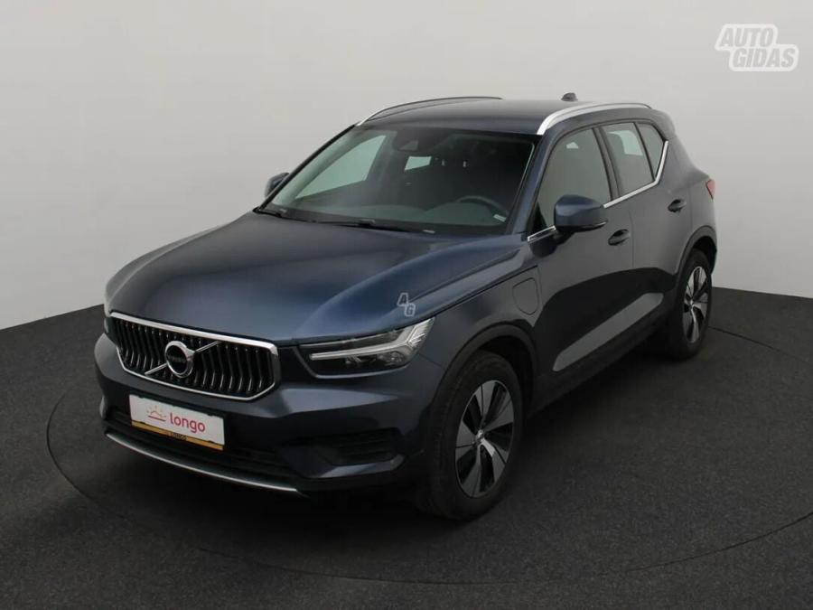 Синий Вольво XC40 2022 в Вильнюс, объемом двигателя 1.50 л и пробегом 179 тыс. км за 20199 €, фото 1 на AUTOMOTO.COM.LV