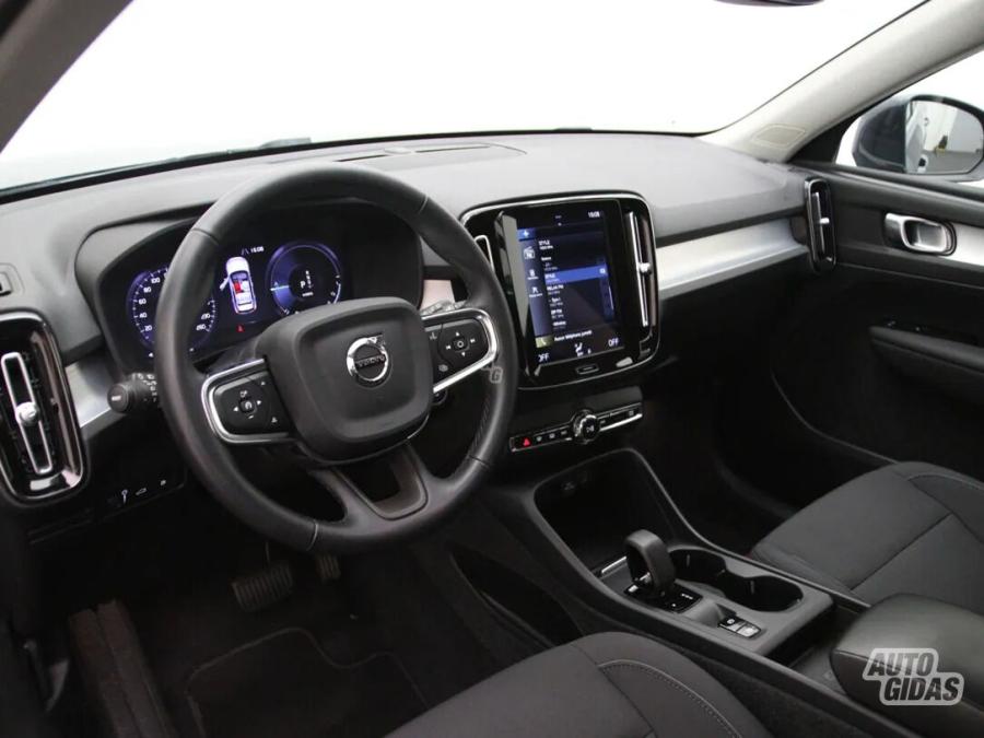 Синий Вольво XC40 2022 в Вильнюс, объемом двигателя 1.50 л и пробегом 179 тыс. км за 20199 €, фото 17 на AUTOMOTO.COM.LV