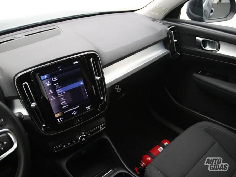 Синий Вольво XC40 2022 в Вильнюс, объемом двигателя 1.50 л и пробегом 179 тыс. км за 20199 €, фото 22 на AUTOMOTO.COM.LV