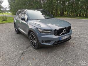 Синий Вольво XC40 2022 в Плунге, объемом двигателя 2.00 л и пробегом 35 тыс. км за 25750 €, фото 3 на AUTOMOTO.COM.LV