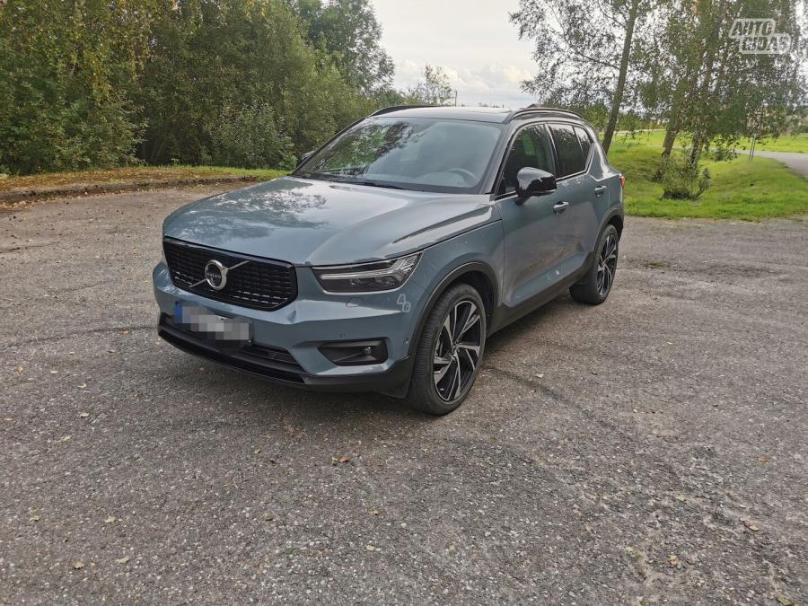 Синий Вольво XC40 2022 в Плунге, объемом двигателя 2.00 л и пробегом 35 тыс. км за 25750 €, фото 4 на AUTOMOTO.COM.LV