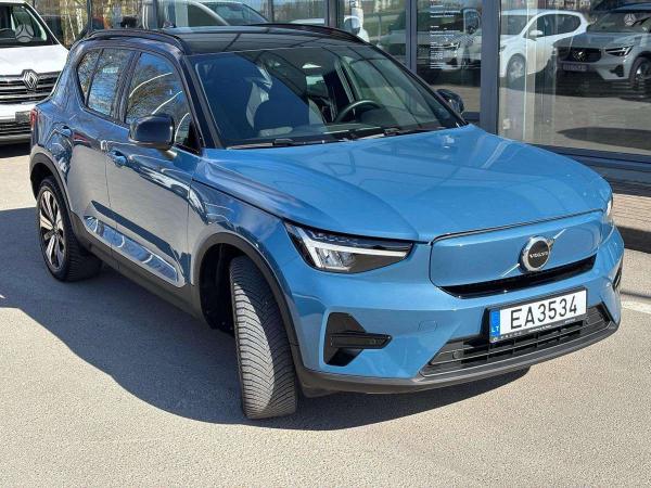 Синий Вольво XC40 2022 в Вильнюс, объемом двигателя 0.00 л и пробегом 36 тыс. км за 30900 €, фото 2 на AUTOMOTO.COM.LV