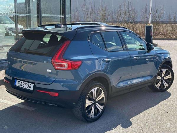 Синий Вольво XC40 2022 в Вильнюс, объемом двигателя 0.00 л и пробегом 36 тыс. км за 30900 €, фото 3 на AUTOMOTO.COM.LV
