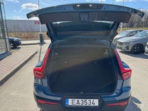Zils Volvo XC40 2022 Viļņa, ar dzinēja tilpumu 0.00 L un nobraukumu 36 tūkst. km par 30900 €, foto 7 vietnē AUTOMOTO.COM.LV