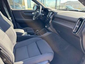 Zils Volvo XC40 2022 Viļņa, ar dzinēja tilpumu 0.00 L un nobraukumu 36 tūkst. km par 30900 €, foto 8 vietnē AUTOMOTO.COM.LV