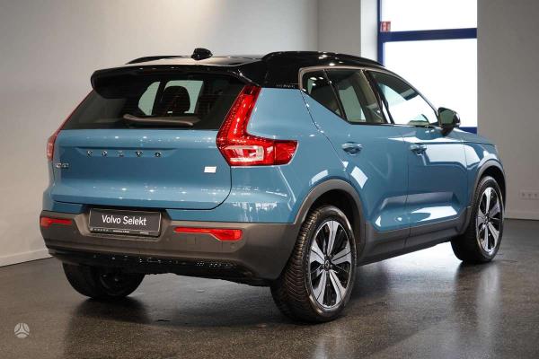 Синий Вольво XC40 2022 в Вильнюс, объемом двигателя 0.00 л и пробегом 38 тыс. км за 30900 €, фото 3 на AUTOMOTO.COM.LV