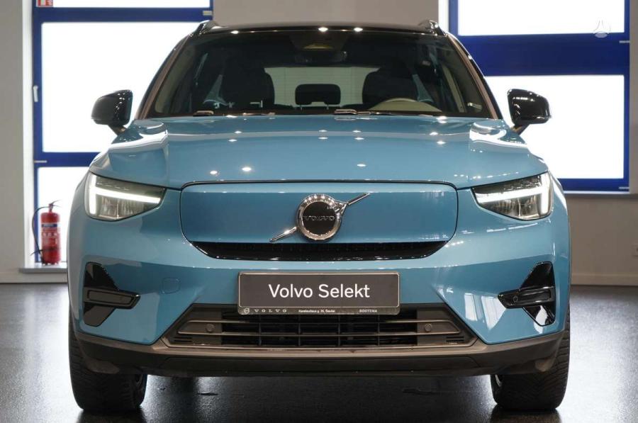 Zils Volvo XC40 2022 Viļņa, ar dzinēja tilpumu 0.00 L un nobraukumu 38 tūkst. km par 30900 €, foto 5 vietnē AUTOMOTO.COM.LV