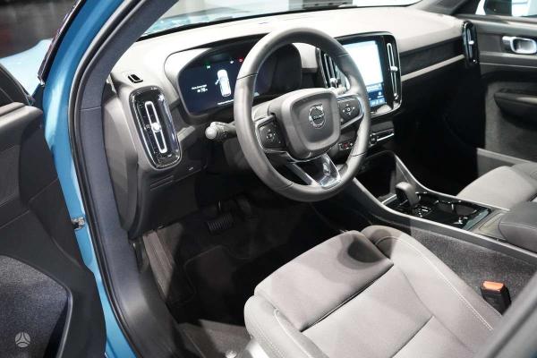 Синий Вольво XC40 2022 в Вильнюс, объемом двигателя 0.00 л и пробегом 38 тыс. км за 30900 €, фото 8 на AUTOMOTO.COM.LV