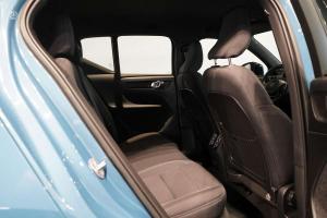 Zils Volvo XC40 2022 Viļņa, ar dzinēja tilpumu 0.00 L un nobraukumu 38 tūkst. km par 30900 €, foto 13 vietnē AUTOMOTO.COM.LV