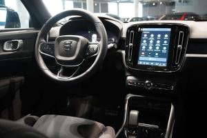 Zils Volvo XC40 2022 Viļņa, ar dzinēja tilpumu 0.00 L un nobraukumu 38 tūkst. km par 30900 €, foto 16 vietnē AUTOMOTO.COM.LV