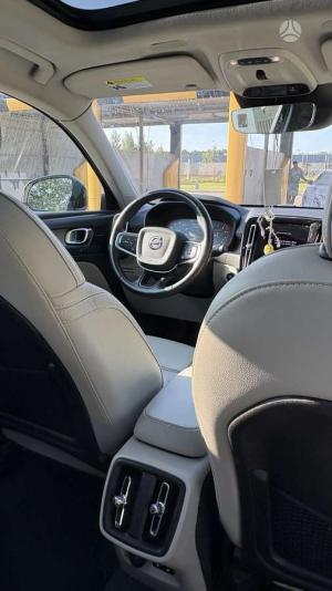 Синий Вольво XC40 2022 в Каунас, объемом двигателя 1.97 л и пробегом 109 тыс. км за 14999 €, фото 9 на AUTOMOTO.COM.LV