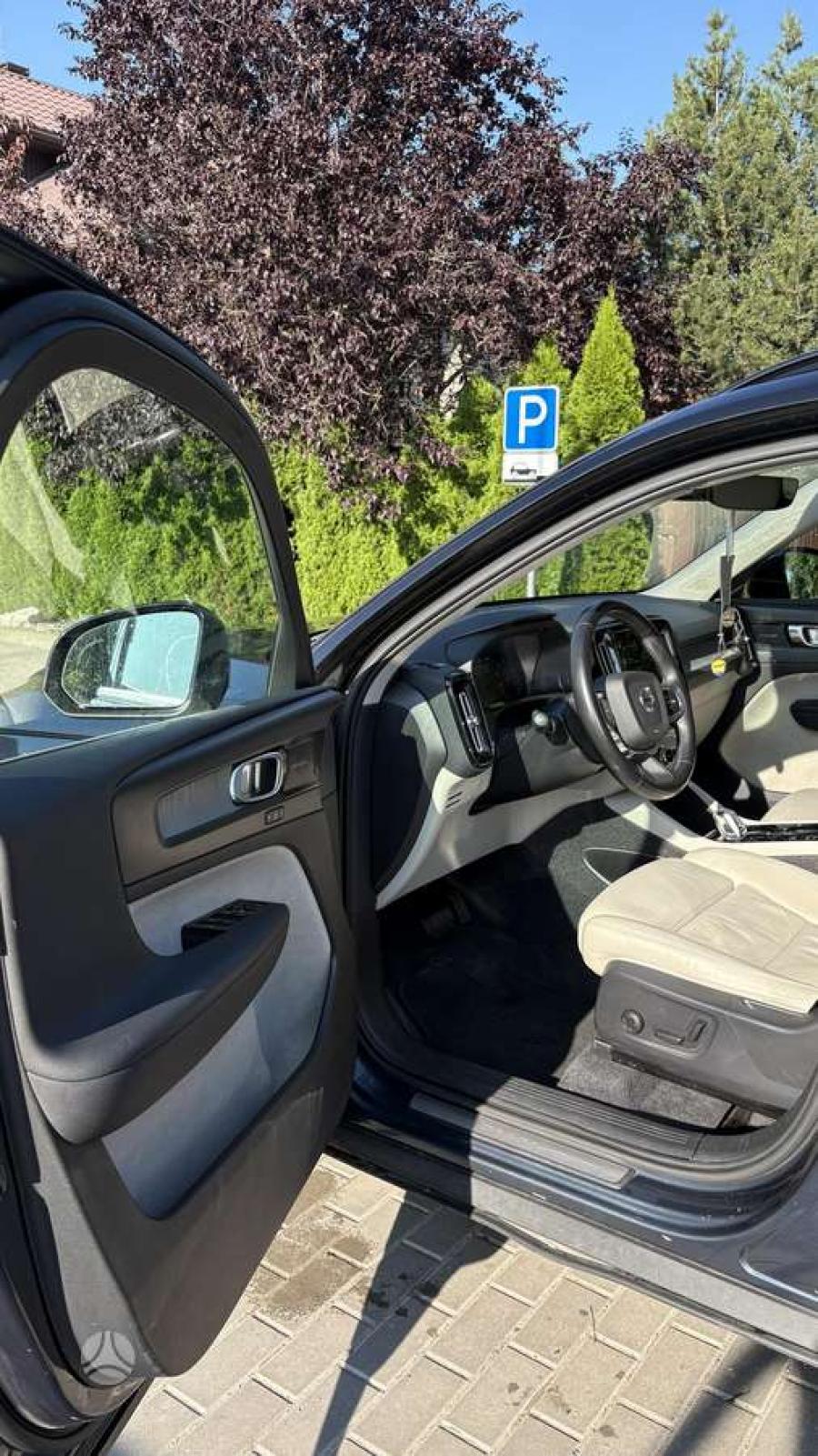 Синий Вольво XC40 2022 в Каунас, объемом двигателя 1.97 л и пробегом 109 тыс. км за 14999 €, фото 16 на AUTOMOTO.COM.LV