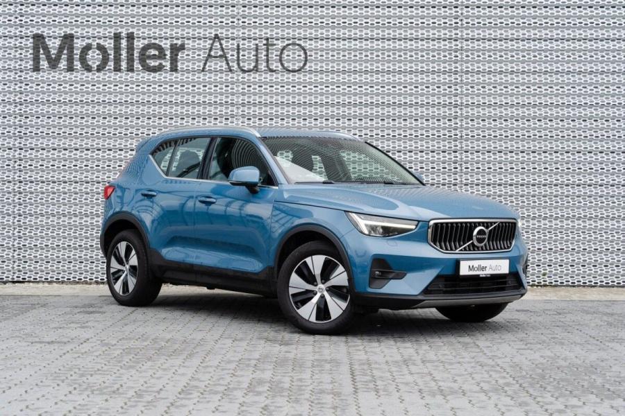 Blue Volvo XC40 2022 in Marupe, with an engine capacity of 1.50 L and mileage of 103 thousand km for 27200 €, photo 3 on AUTOMOTO.COM.LV