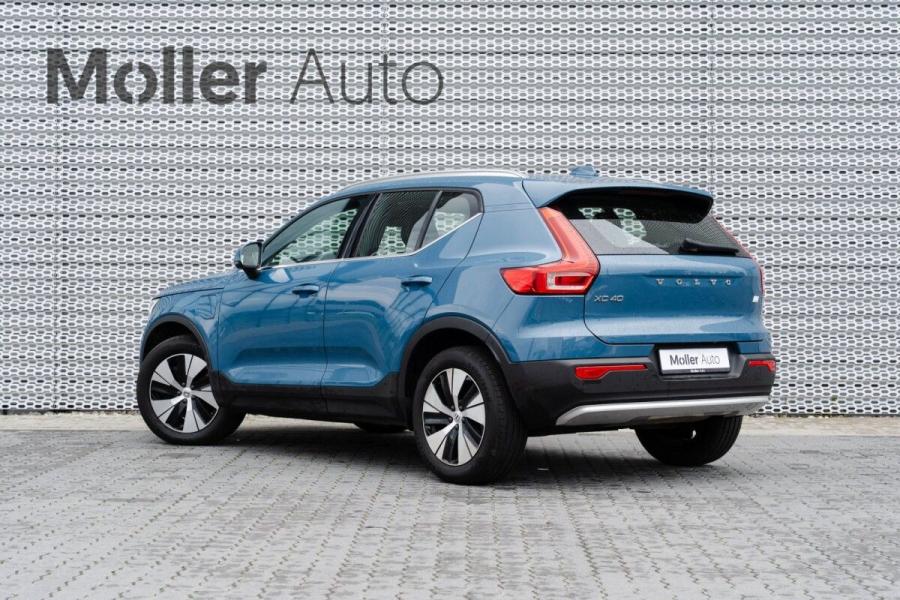 Blue Volvo XC40 2022 in Marupe, with an engine capacity of 1.50 L and mileage of 103 thousand km for 27200 €, photo 4 on AUTOMOTO.COM.LV
