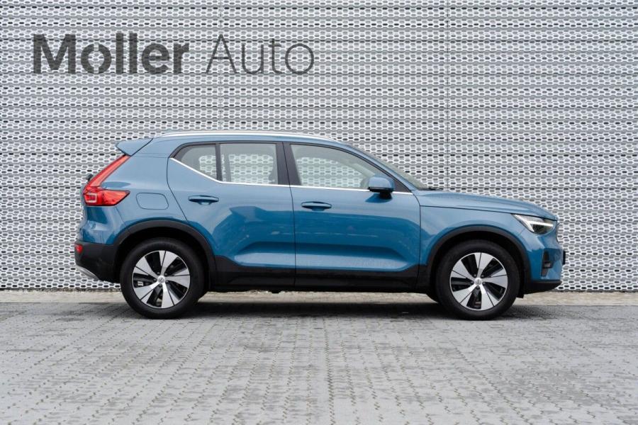 Blue Volvo XC40 2022 in Marupe, with an engine capacity of 1.50 L and mileage of 103 thousand km for 27200 €, photo 6 on AUTOMOTO.COM.LV