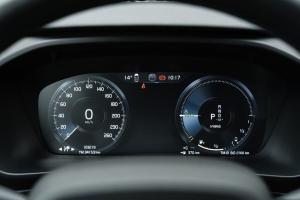 Blue Volvo XC40 2022 in Marupe, with an engine capacity of 1.50 L and mileage of 103 thousand km for 27200 €, photo 14 on AUTOMOTO.COM.LV