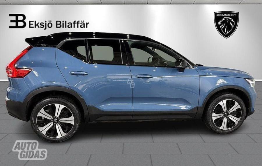 Blue Volvo XC40 2023 in Kaunas, with an engine capacity of 0.00 L and mileage of 52 thousand km for 31238 €, photo 4 on AUTOMOTO.COM.LV