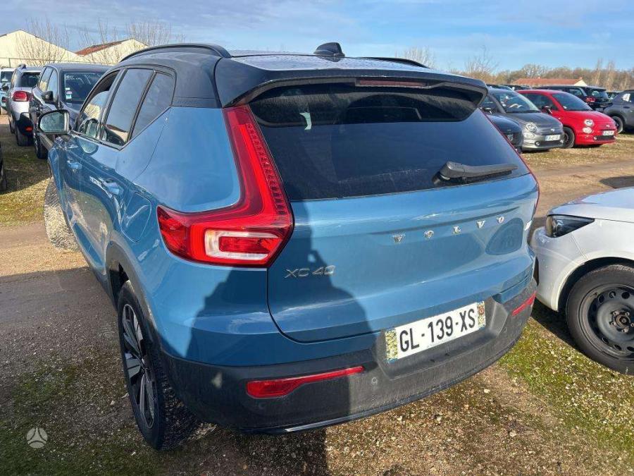 Blue Volvo XC40 2023 in Vilnius, with an engine capacity of 0.00 L and mileage of 142 thousand km for 21500 €, photo 2 on AUTOMOTO.COM.LV