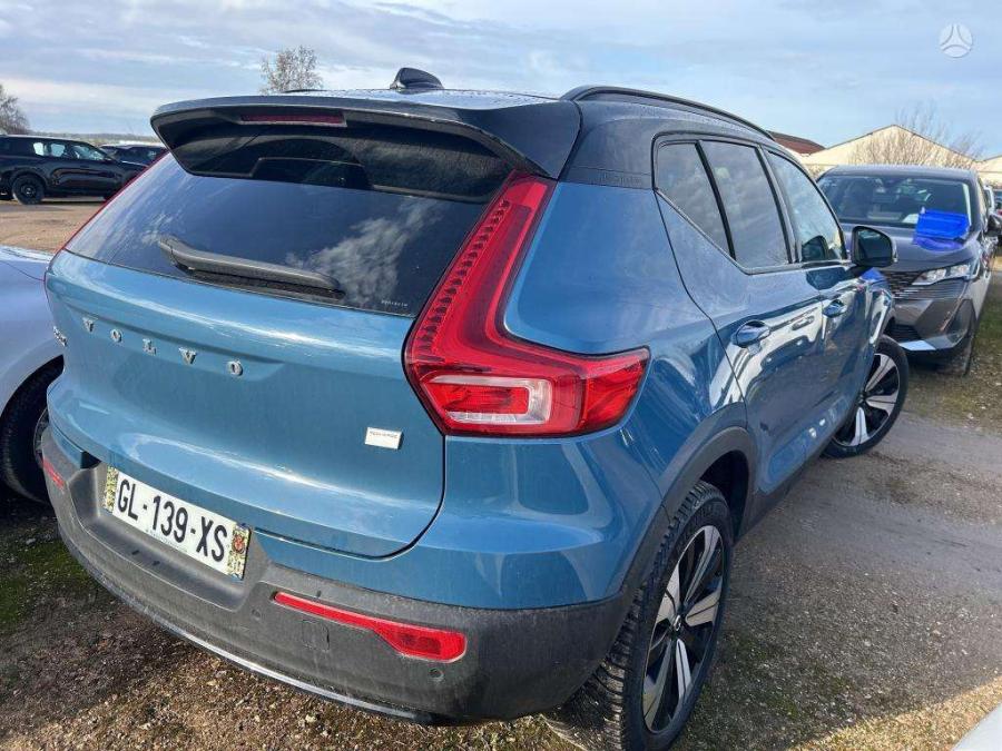 Blue Volvo XC40 2023 in Vilnius, with an engine capacity of 0.00 L and mileage of 142 thousand km for 21500 €, photo 15 on AUTOMOTO.COM.LV