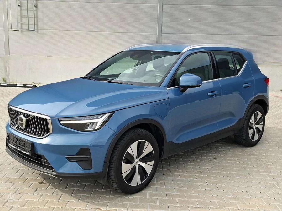 Zils Volvo XC40 2023 Šauļi, ar dzinēja tilpumu 1.48 L un nobraukumu 141 tūkst. km par 25500 €, foto 1 vietnē AUTOMOTO.COM.LV