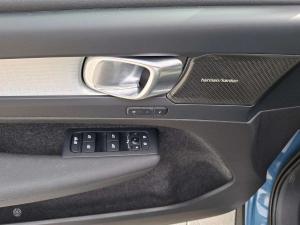 Zils Volvo XC40 2023 Šauļi, ar dzinēja tilpumu 1.48 L un nobraukumu 141 tūkst. km par 25500 €, foto 11 vietnē AUTOMOTO.COM.LV
