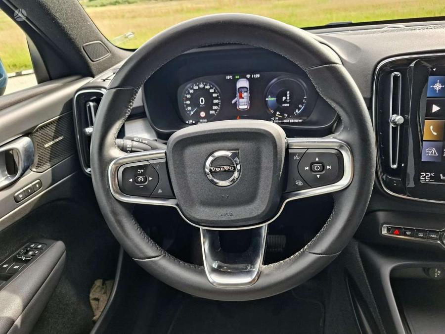 Zils Volvo XC40 2023 Šauļi, ar dzinēja tilpumu 1.48 L un nobraukumu 141 tūkst. km par 25500 €, foto 26 vietnē AUTOMOTO.COM.LV