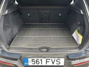 Zils Volvo XC40 2021 Tallina, ar dzinēja tilpumu 1.50 L un nobraukumu 141 tūkst. km par 20000 €, foto 10 vietnē AUTOMOTO.COM.LV